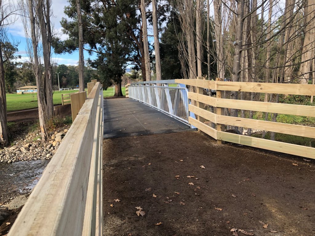 Tynwald Park – Aluminium Footbridge – TasSpan