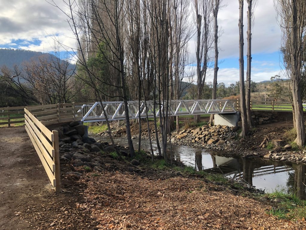 Tynwald Park – Aluminium Footbridge – TasSpan
